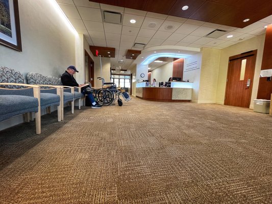 NORTHWESTERN MEDICINE CENTRAL DUPAGE HOSPITAL - Updated October 2025 ...