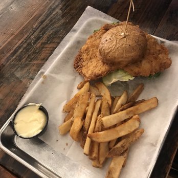 KLOOZ BREWZ - Updated January 2025 - 140 Photos & 114 Reviews (3.8 ...