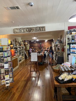 NATURAL BRIDGE GENERAL STORE AND NATTY B CAFE - Updated May 2024 - 105 ...