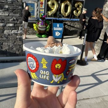 DUTCH BROS COFFEE - Updated June 2024 - 57 Photos & 13 Reviews - 116 S ...