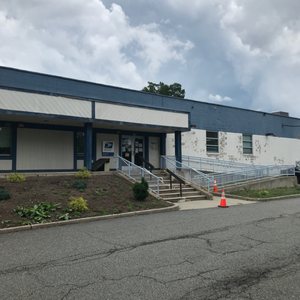 US POSTAL SERVICE - DISTRIBUTION CENTER - Updated August 2025 - 200 ...