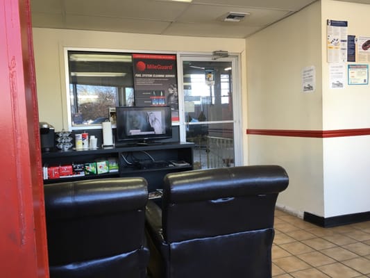 TIRES ETC - Updated December 2025 - 54 Reviews - 640 E Gay St, West ...