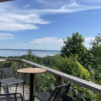 SUTTONS BAY CIDERS - Updated January 2026 - 242 Photos & 117 Reviews ...