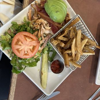 105 CAFE - Updated March 2025 - 148 Photos & 327 Reviews - 3010 W Davis ...