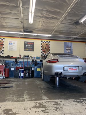 AUTO STRASSE - Updated January 2026 - 30 Photos & 110 Reviews - 729 ...