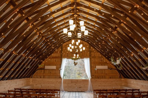 THE BARN AT GRANITE RIDGE FARMS - Updated June 2024 - 10 Photos - 324 N ...