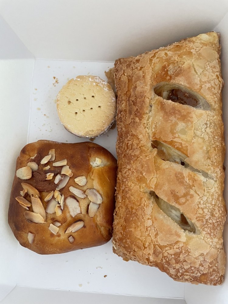 CASERA LATIN KITCHEN AND BAKERY - 144 Photos & 113 Reviews - 4225 ...