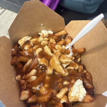 NOM NOM NOM POUTINE - Updated January 2026 - 250 Photos & 202 Reviews - 707 Dundas Street W ...