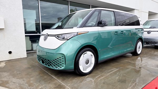 MOSS BROS VOLKSWAGEN - Updated January 2026 - 71 Photos & 238 Reviews ...