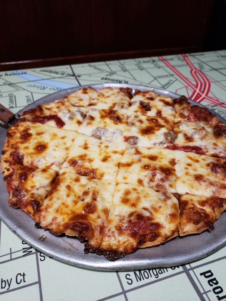 BEGGARS PIZZA - 51 Photos & 42 Reviews - 1640 E Summit St, Crown Point ...