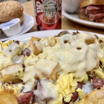 BENJI’S DELI & RESTAURANT - Updated January 2026 - 227 Photos & 252 ...