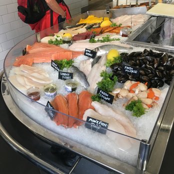 TAILEND RESTAURANT AND FISH BAR - Updated June 2024 - 90 Photos & 76 ...