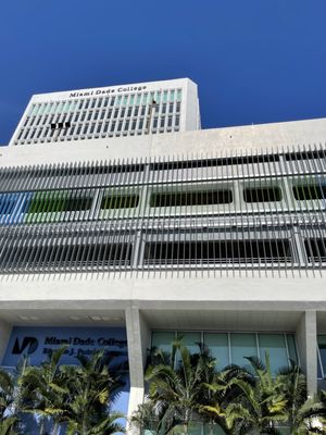 MIAMI DADE COLLEGE - PADRÓN CAMPUS - Updated December 2025 - 37 Photos ...