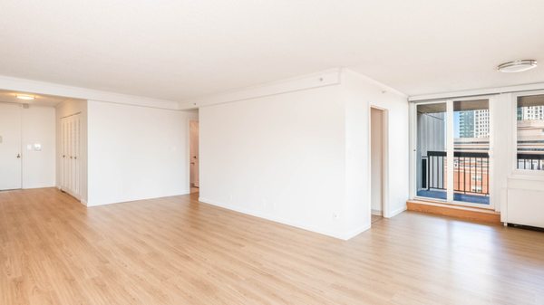 THE TOWERS AT LONGFELLOW APARTMENTS - Updated December 2025 - 107 ...