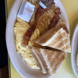 TOM’S DINER - Updated October 2025 - 97 Photos & 123 Reviews - 9003 ...