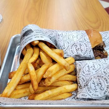 SMASH BROS BURGERS - Updated July 2025 - 133 Photos & 100 Reviews ...