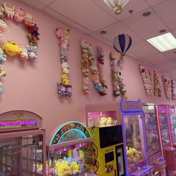 PINK WA WA - Updated September 2025 - 401 Photos & 253 Reviews - 7835 S ...