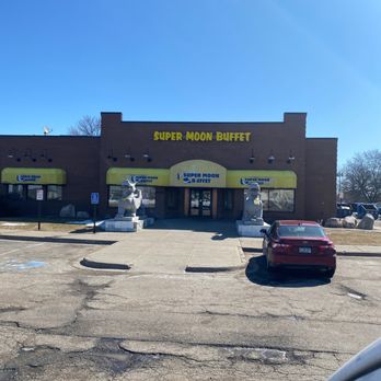 SUPER MOON BUFFET - Updated October 2025 - 180 Photos & 288 Reviews ...