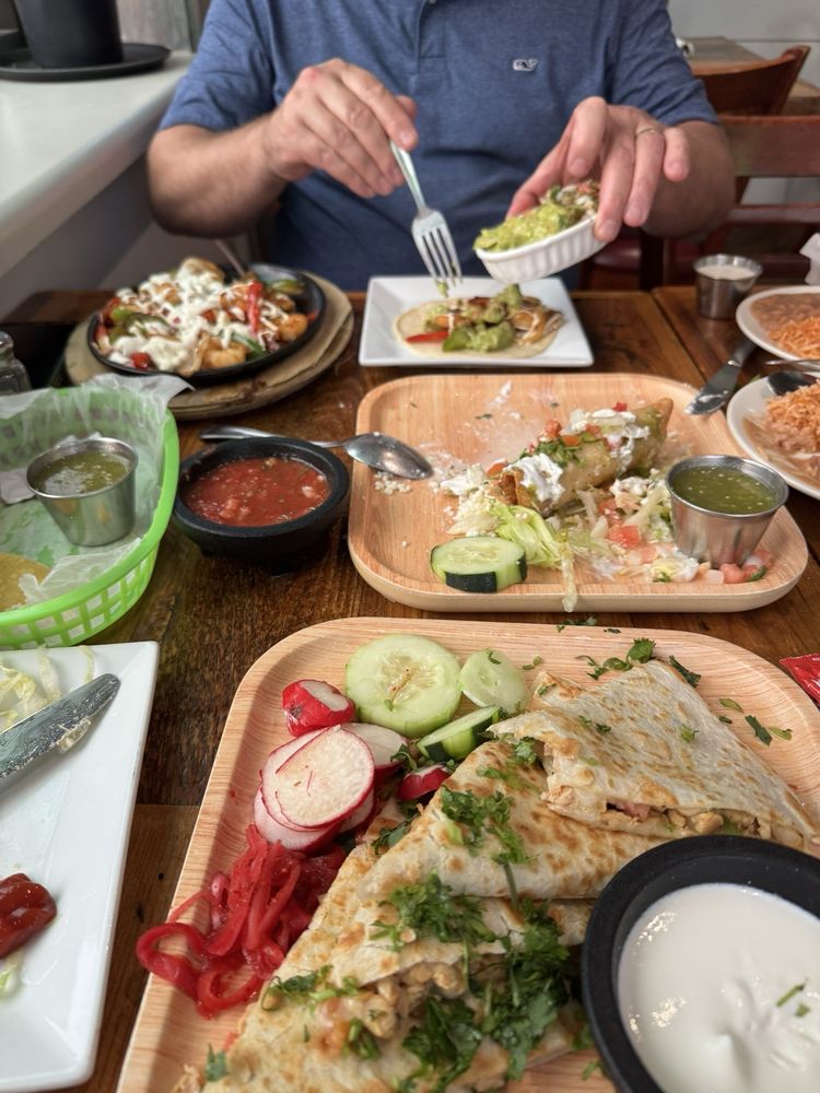 LA GUERRA CANTINA - Updated September 2025 - 5 Watertown Rd, Morris ...