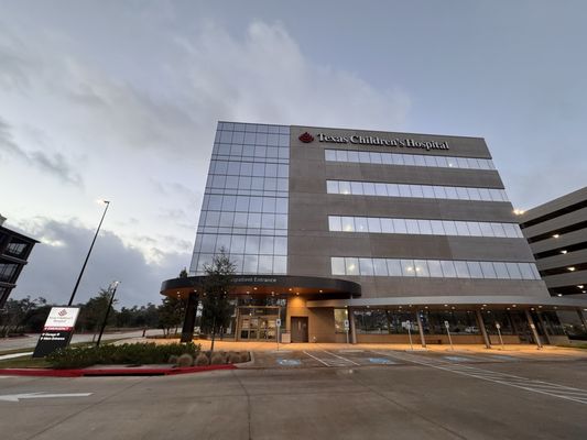TEXAS CHILDREN’S HOSPITAL - Updated May 2026 - 23 Photos - 9835 N Lake ...