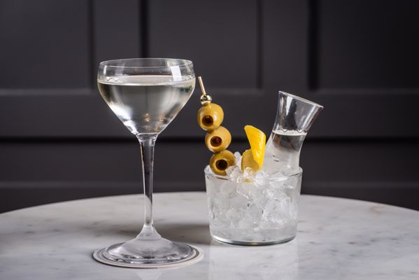 RIVER POINTE INN - Updated December 2025 - 96 Photos & 49 Reviews - 132 ...