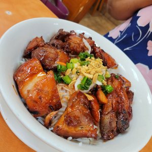 COM TAM THUAN KIEU - 395 Photos & 311 Reviews - 1990 W Orange Grove Rd ...