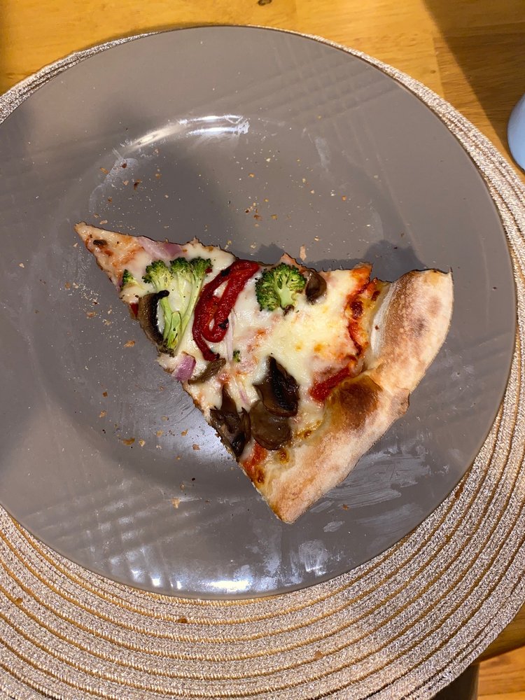 PENGUIN PIZZA - Updated December 2024 - 183 Photos & 617 Reviews - 735 ...