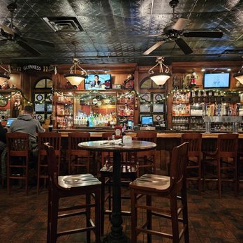 THE AULD SHEBEEN - Updated July 2025 - 373 Photos & 513 Reviews - 3971 ...