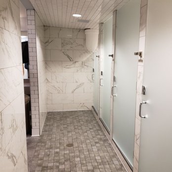 CRUNCH FITNESS - MIDTOWN EAST - Updated July 2025 - 32 Photos & 11 ...