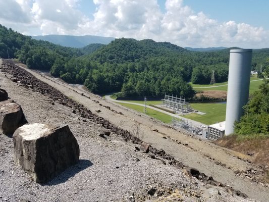 SOUTH HOLSTON DAM - Updated August 2024 - 52 Photos - 918 Holston View ...