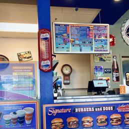 SCOOPERS - Updated September 2025 - 264 Photos & 208 Reviews - 4040 ...