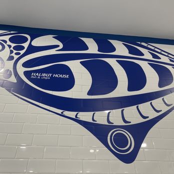 HALIBUT HOUSE - Updated January 2026 - 7555 Montrose Road, Niagara ...