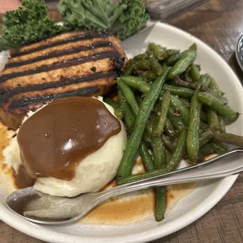 EAST MAIN KITCHEN - Updated October 2024 - 116 Photos & 91 Reviews ...