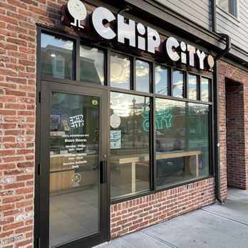 CHIP CITY - Updated November 2025 - 88 Photos & 35 Reviews - 305 E ...