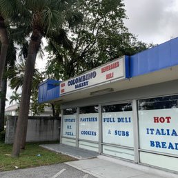 COLOMBINO ITALIAN BAKERY & DELI - Updated February 2026 - 99 Photos ...