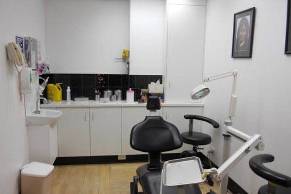 THE PIERCING SHOP - Updated June 2026 - 14 Reviews - 117 Queen St ...