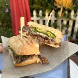 THE CLASSIC CAFE - Updated July 2025 - 819 Photos & 301 Reviews - 419 ...