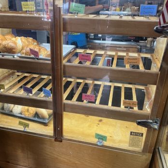 BUTTERHORN BAKERY & CAFE - Updated May 2024 - 853 Photos & 1098 Reviews ...
