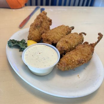 MONUMENT INN - Updated August 2025 - 589 Photos & 577 Reviews - 4406 ...