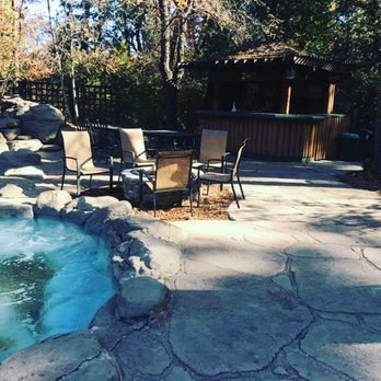 LAZY Z RESORT - Updated May 2025 - 129 Photos & 66 Reviews - 22732 ...