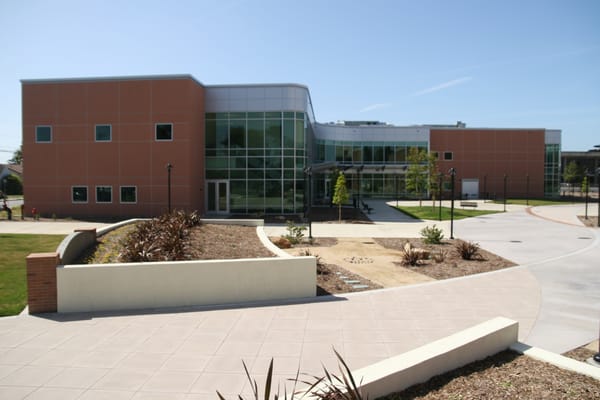 HARTNELL COLLEGE - Updated October 2025 - 65 Photos & 19 Reviews - 411 ...