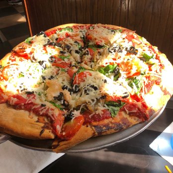 Bottoms Up Pizza - Takeout & Delivery - 435 Photos & 561 Reviews ...