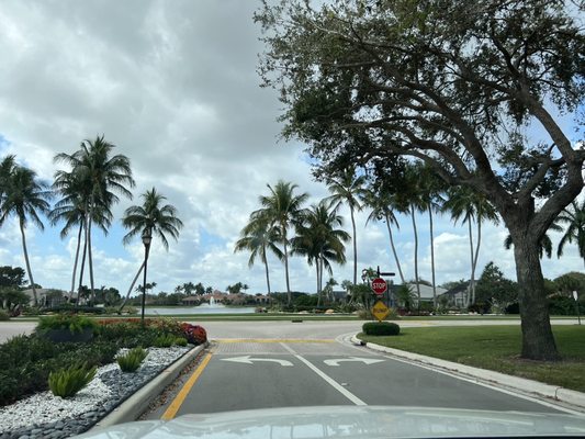 VALENCIA LAKES CLUBHOUSE - Updated December 2025 - 11600 Valencia Lakes ...