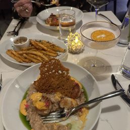 LOREN - Updated December 2025 - 108 Photos & 43 Reviews - 908 N Howard ...