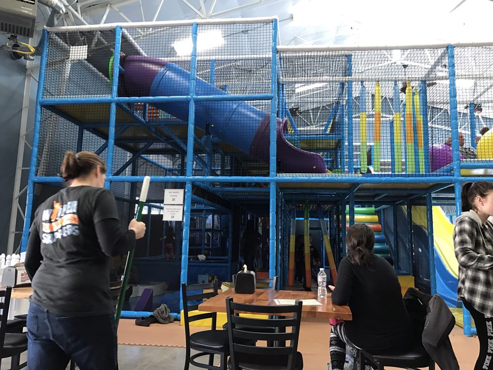 WIPPERSNAPPERS KIDS PLAY PLACE - 29 Photos & 40 Reviews - Kids ...