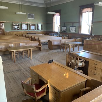 NAVAJO COUNTY HISTORIC COURTHOUSE - Updated December 2025 - 33 Photos ...