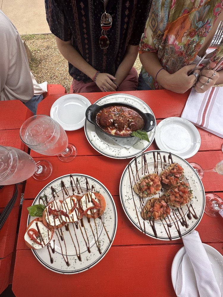 D’NONNA - 21 Photos & 24 Reviews - 233 W Church St, Lewisville, Texas ...