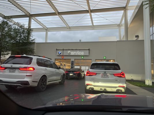 BMW OF GRAPEVINE - Updated August 2025 - 83 Photos & 168 Reviews - 1111 ...