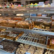 ISGRO PASTRIES - 472 Photos & 485 Reviews - Bakeries - 1009 Christian ...