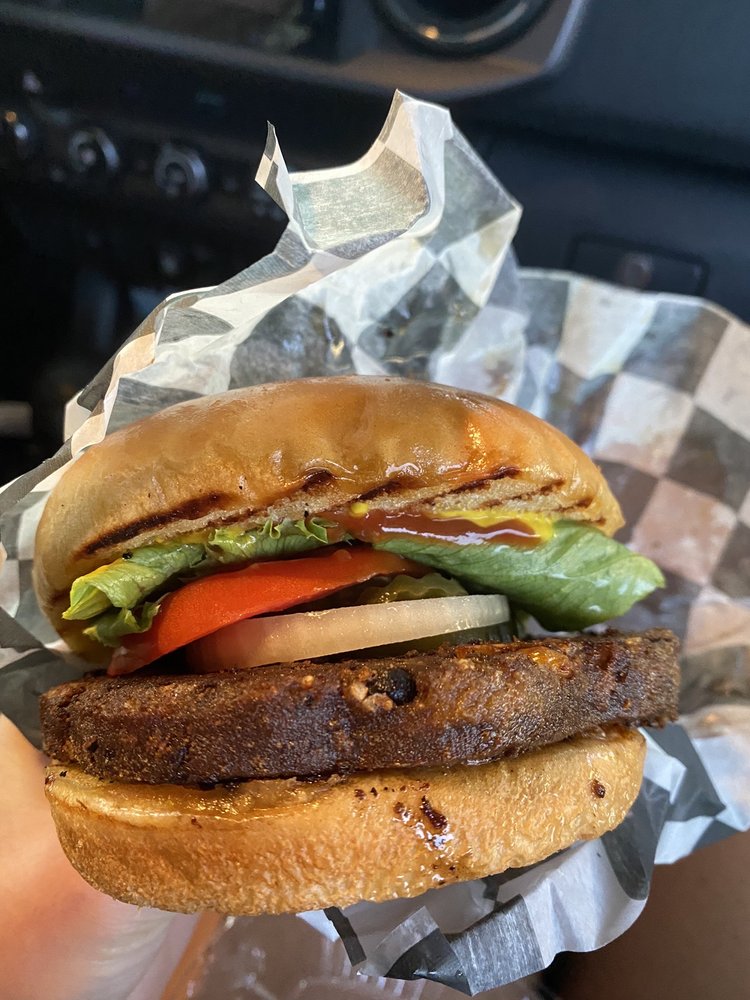 SNO-CAP DRIVE IN - Updated August 2024 - 94 Photos & 66 Reviews - 618 W ...